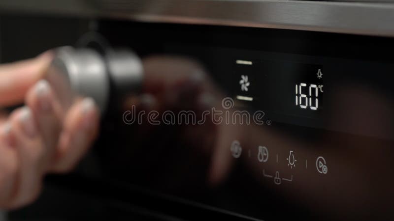 Setting Cooking Modes and Oven Temperature. Cooking, Baking. LCD ...