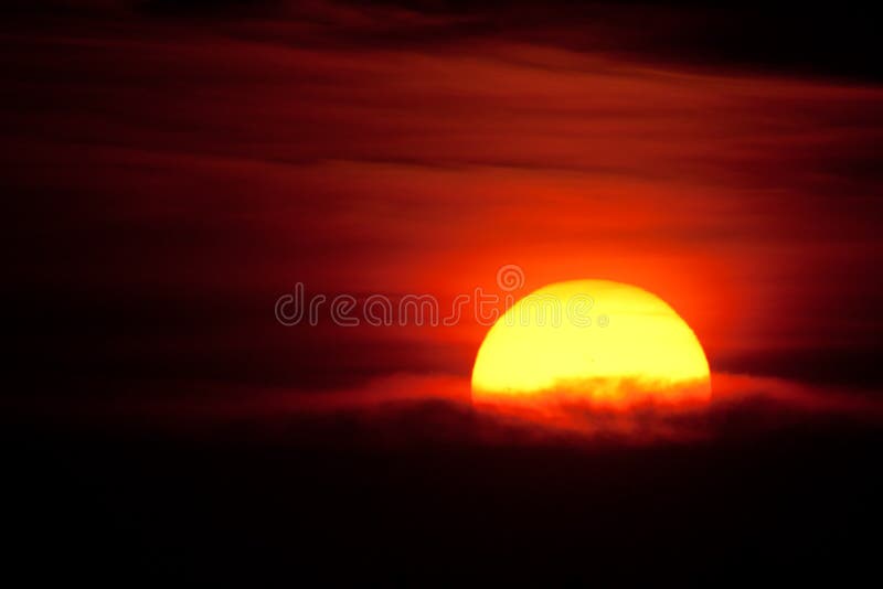 Setting Sun stock image. Image of solar, cloud, dawn - 26128819