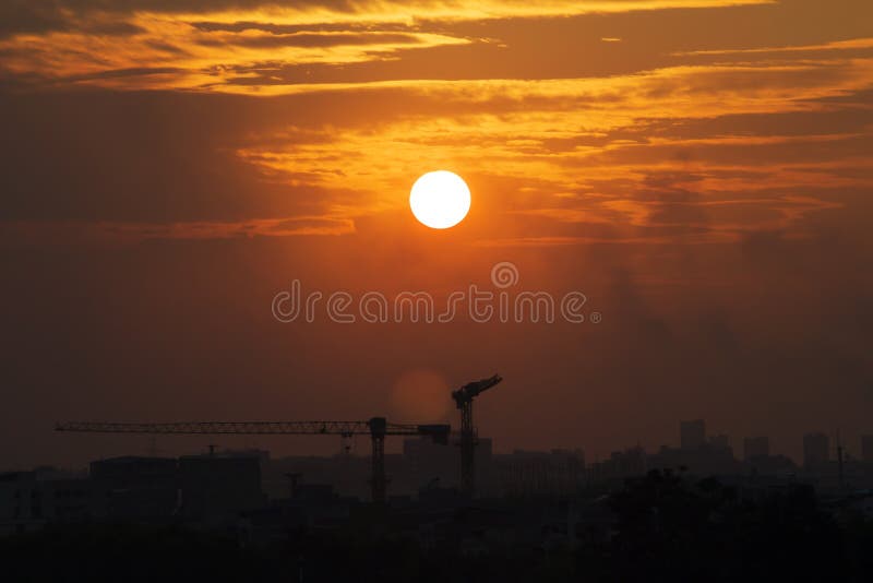 The setting sun stock image. Image of sunn, sunsetnnduskn - 37594203
