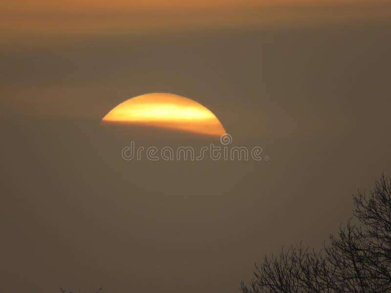 The Setting Sun in a Winters Sky and Cold Stock Image - Image of cold ...