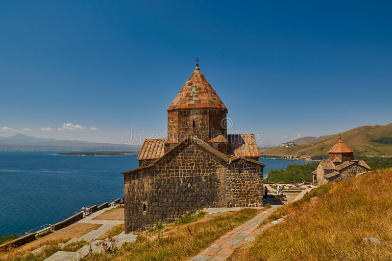 Sevanavank-Kloster Auf Sevan See in Armenien Redaktionelles Foto - Bild ...