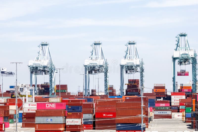Port of Long Beach Shipping Containers Editorial Stock Image - Image of ... Port of Long Beach Shipping Containers Editorial Stock Image - Image of ...