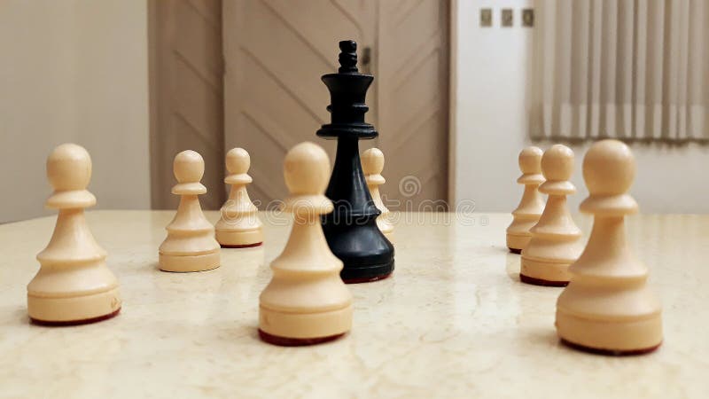 Chess pieces lined up stock photo. Image of pieces, king - 171837716