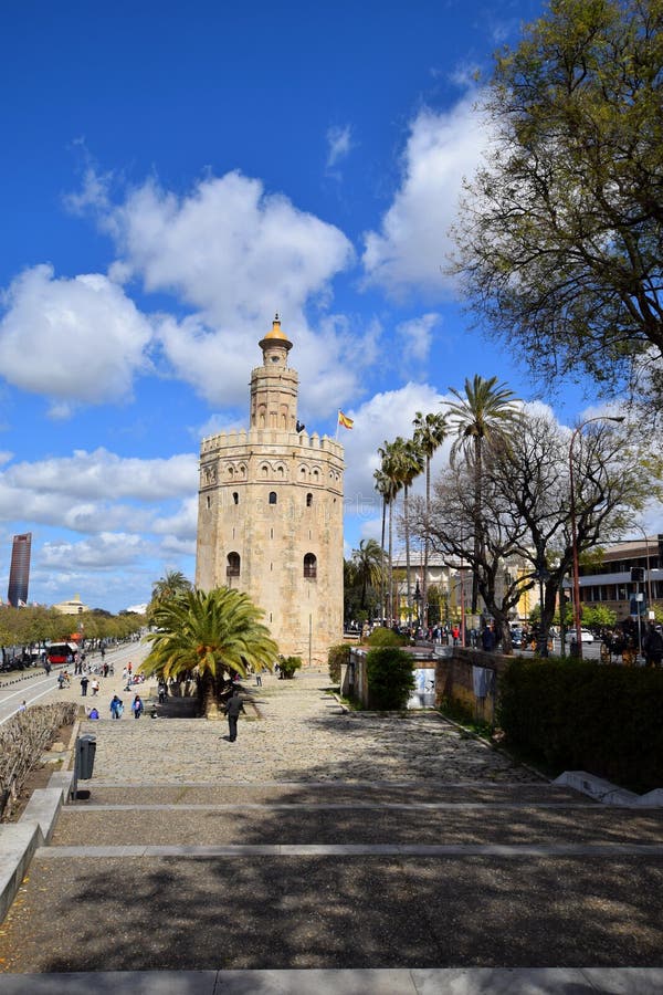 Sevilla editorial photography. Image of buildings, grass - 129717617