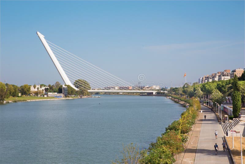 Puente del Alamillo editorial photography. Image of alamillo - 10392897