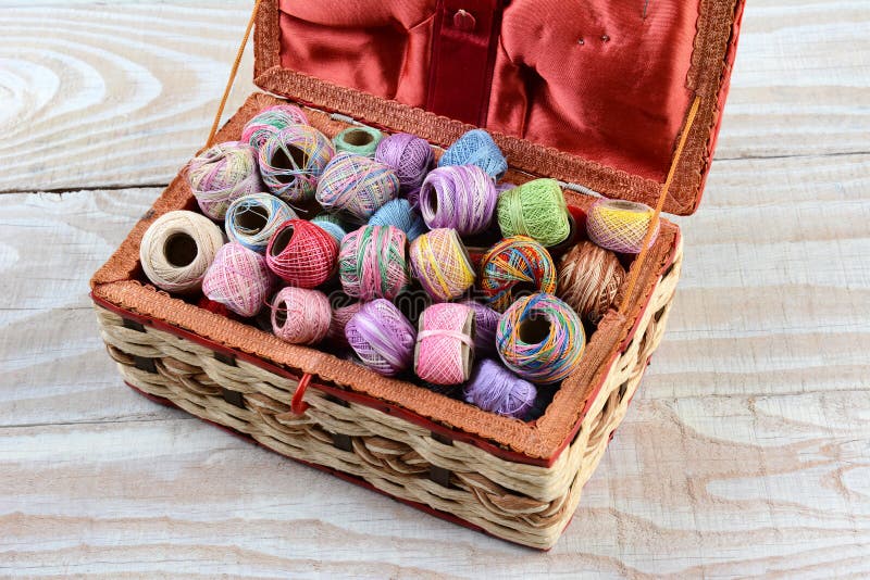 Sewing Box Filled with Thread Stock Image - Image of yarn, fabric: 39798981