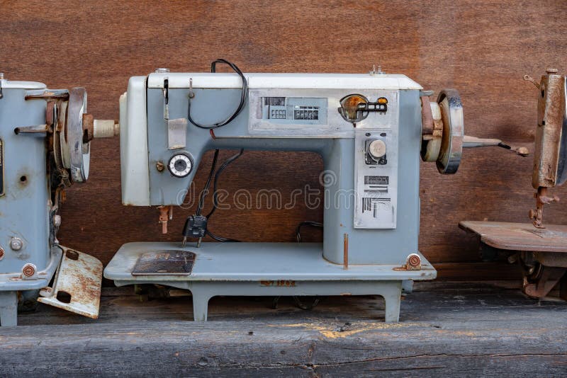 Sewing Machine. Beautiful Rusty Ancient Sewing Machine Editorial Stock ...