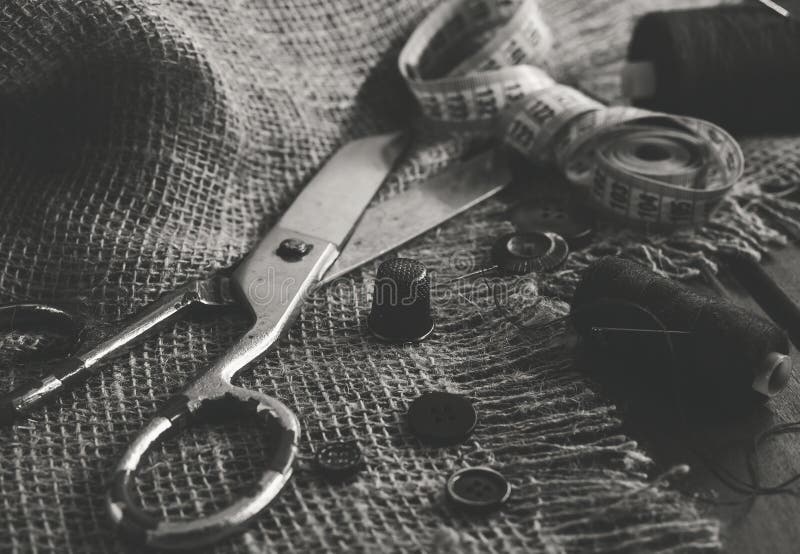 Thimble, needle and thread stock image. Image of tailoring - 210327