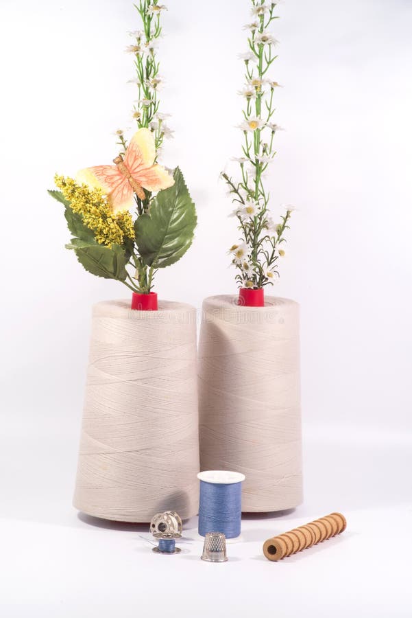 Sewing Thread, Thimble, Flowers, Bobbins, Setup. Stock Image - Image of ...