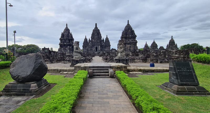 Sewu temple front view editorial image. Image of monument - 264350975