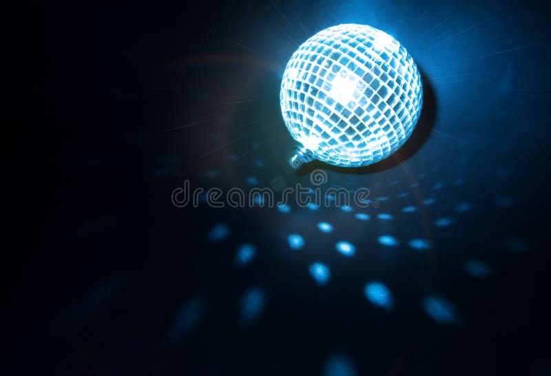 Sfera Scura Della Discoteca Immagine Stock - Immagine di luce ...