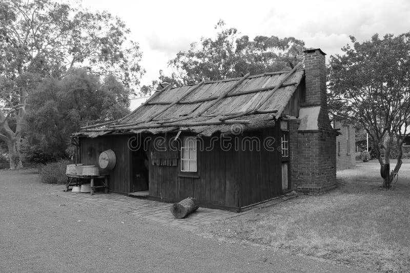 Old Australian shack stock image. Image of countryside - 35143997