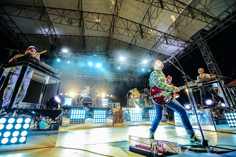 Bleachers in Concert at Shadow of the City Editorial Photo - Image of ...