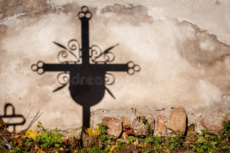 Shadow of a cross stock image. Image of decoration, christianity - 47326705