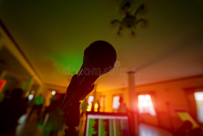 Shadow of Microphone in Restaraunt. Silhouette of Studio Musical ...