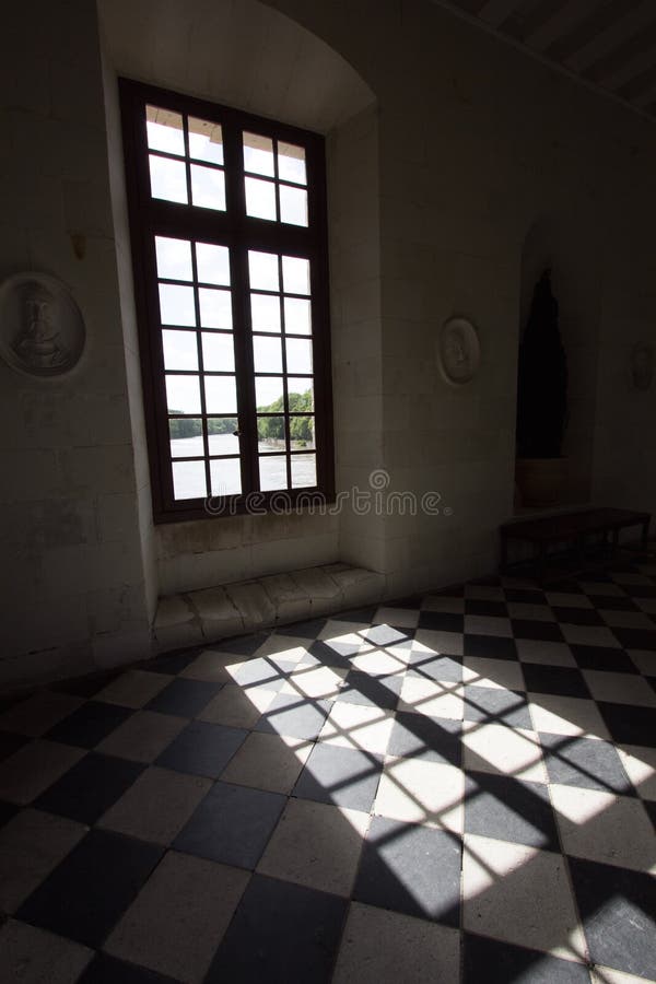 Shadow of the Window in Morning Light on White Wall Texture Background ...