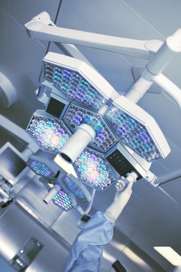 Shadowless Surgical Lamp in the Operating Room Stock Photo - Image of ...