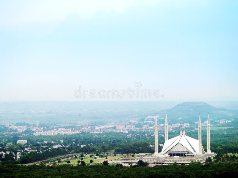Shah Faisal Moschee stockbild. Bild von islam, frommen - 5752881