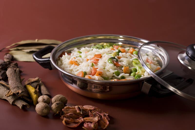 Shai Pilau of Plantaardig Pilau Stock Foto - Image of chutney, salade ...