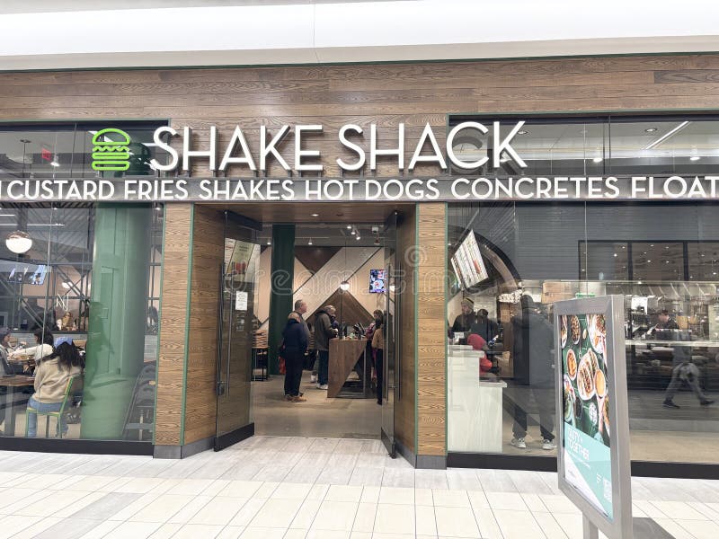 Shake Shack Store in Burlington Mall at Burlington, MA on January 4 ...