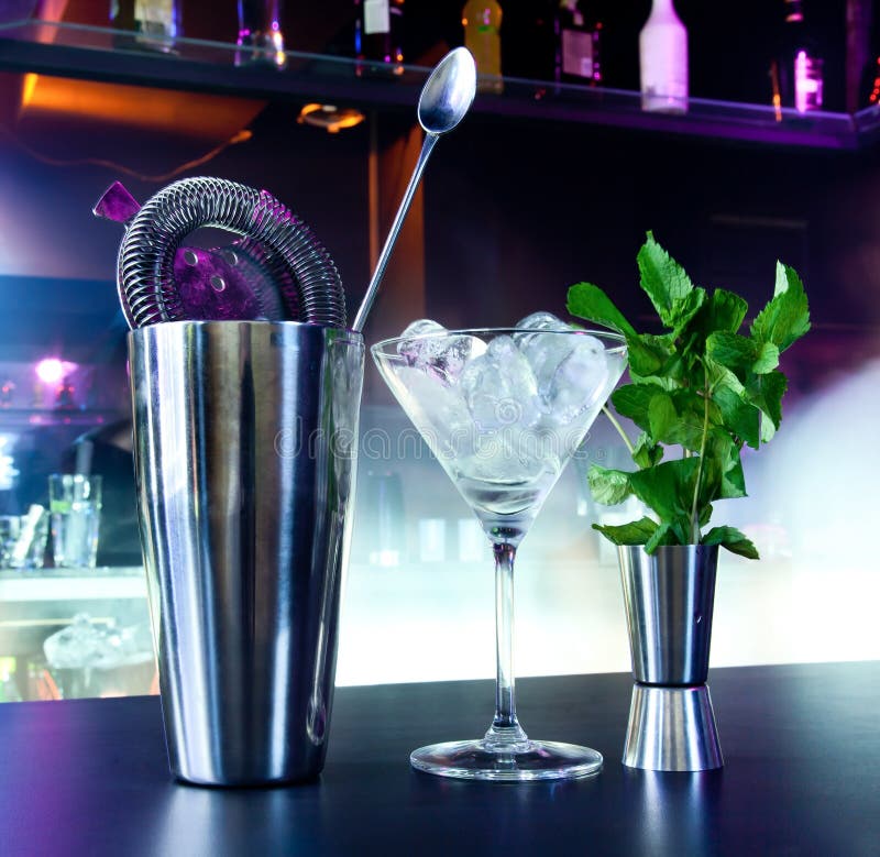 Cocktail drink and shaker stock photo. Image of yellow - 4714386