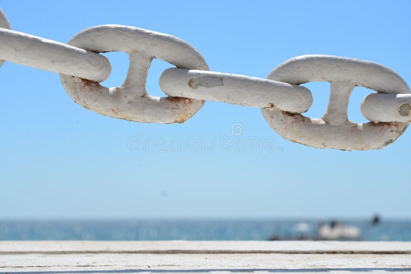 Shallow Focus Shot of White Rusty Interlinked Chains Stock Photo ...