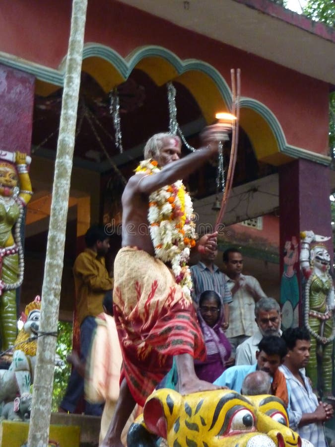 Shaman Hindu foto de stock editorial. Imagem de comedor - 15525588
