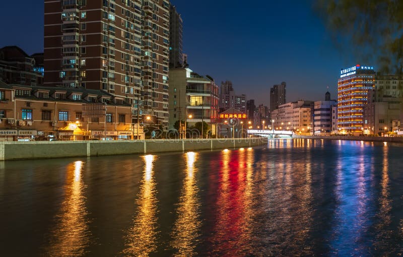 Night view of the river editorial stock photo. Image of city - 29334438
