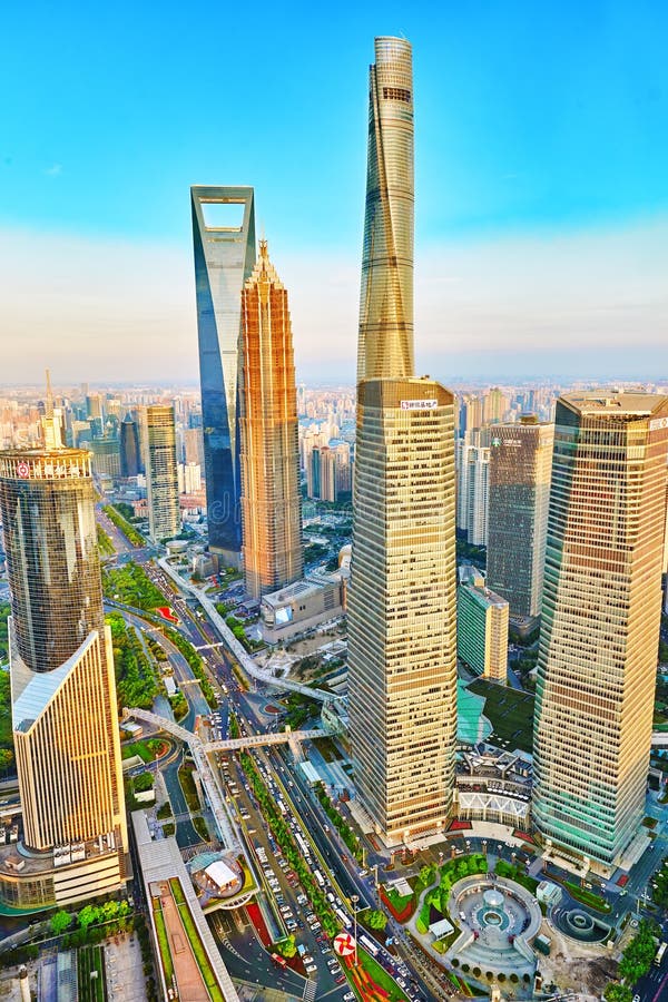 SHANGHAI, CINA - MAGGIO 25,2015: Bella Vista Di Shanghai - Bund ...