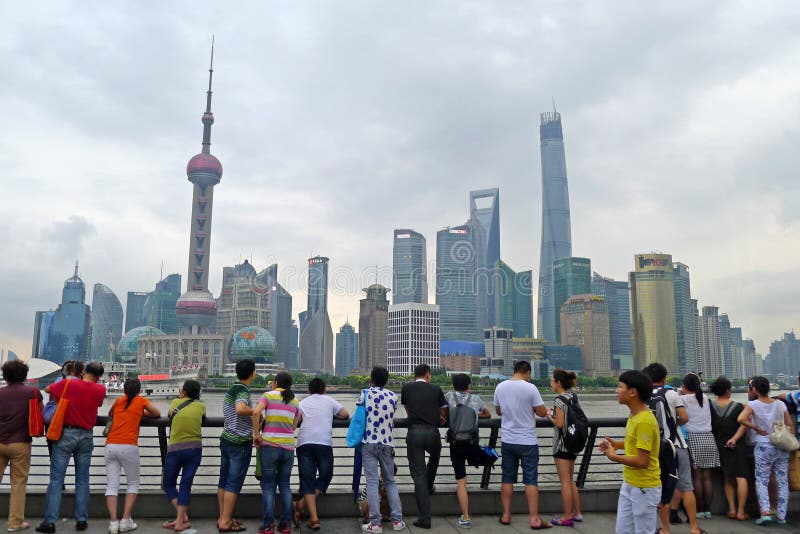 Shanghai editorial photo. Image of huangpu, huge, destination - 43527721