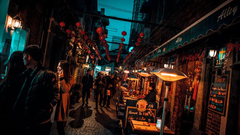 Shanghai Market View editorial stock image. Image of yellow - 40957719