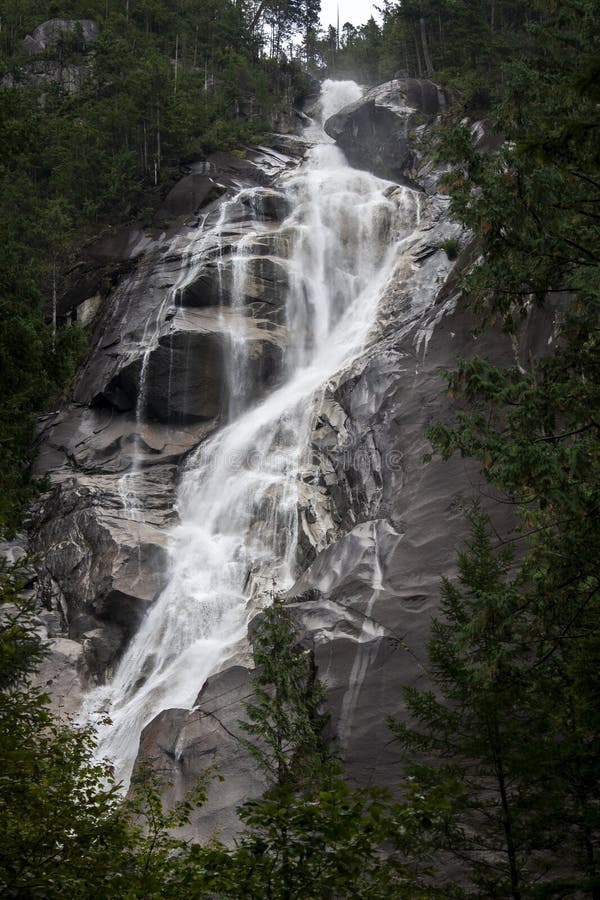 Shannon Falls Provincial Park Stock Photo - Image of peaceful, shannon ...