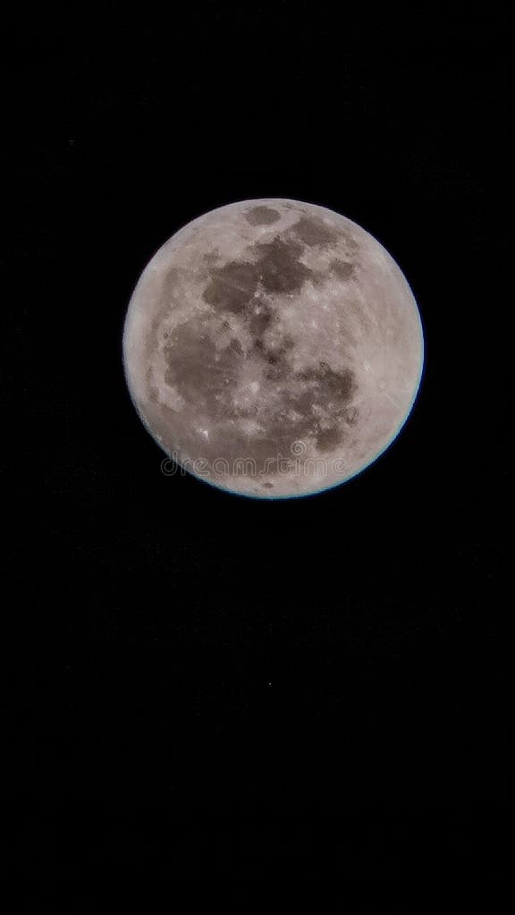 The Shape of the Moon is Perfectly Circular at Night Stock Photo ...