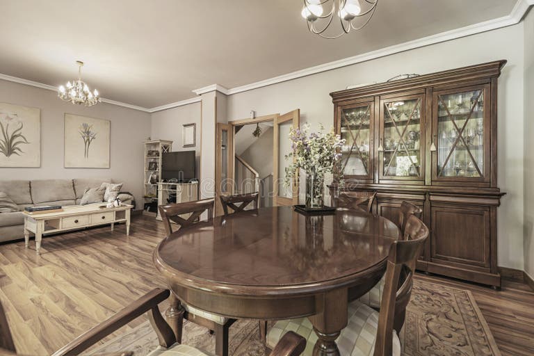 The Shape and Size of the Dining Table Depend Largely on the Available ...