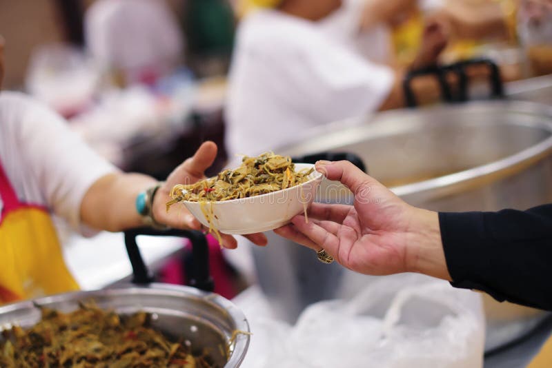 Sharing Food with People in Poor Communities : the Concept of Feeding ...