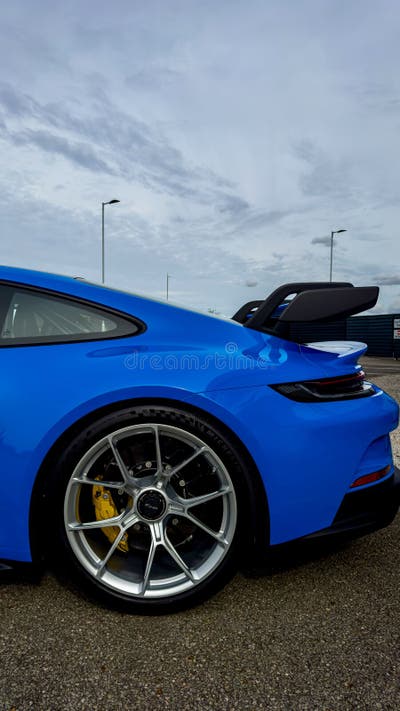 463 Porsche 911 Side View Stock Photos - Free & Royalty-Free Stock ...