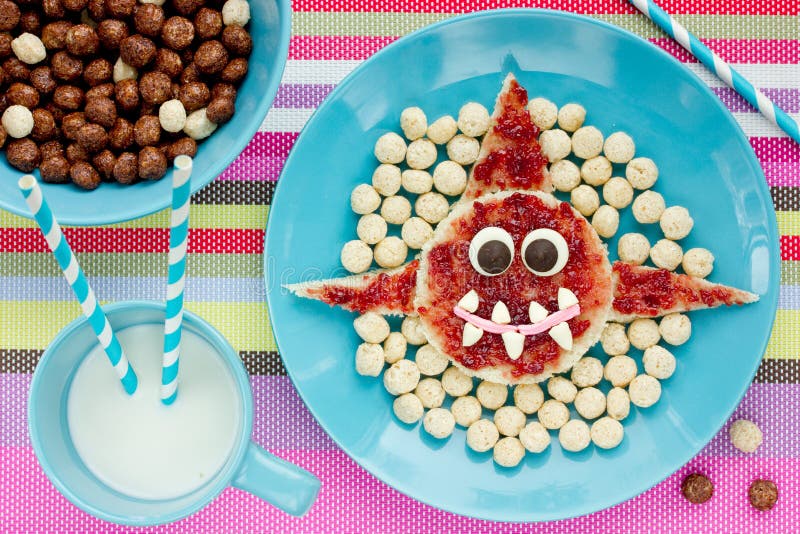 Creative Breakfast or Lunch for Children - Spaghetti with Sausage and ...