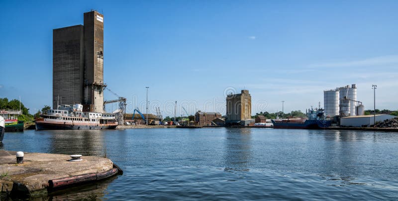 Sharpness Docks, United Kingdom Stock Photo - Image of bollard, silos ...