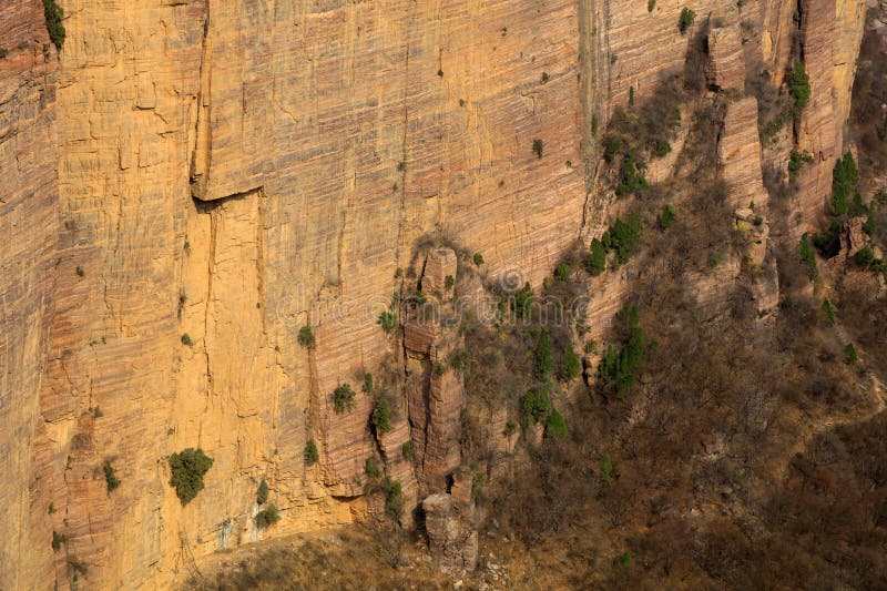 Sheer Precipice Overhanging Rocks Rock Texture Stock Photos - Free ...