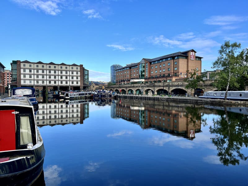Sheffield Quays Canal Basin Editorial Image - Image of boats, basin ...