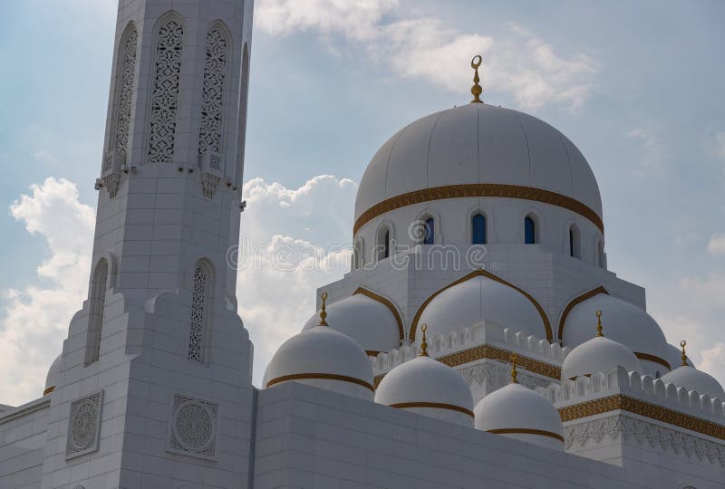 Sheikh Rashid Bin Mohammed Mosque Stock Image - Image of building ...