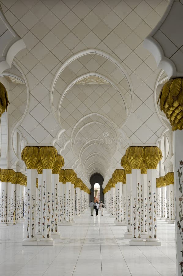 Sheikh Zayed Al Nahyan Mosque - Abu Dhabi Stock Image - Image of united ...