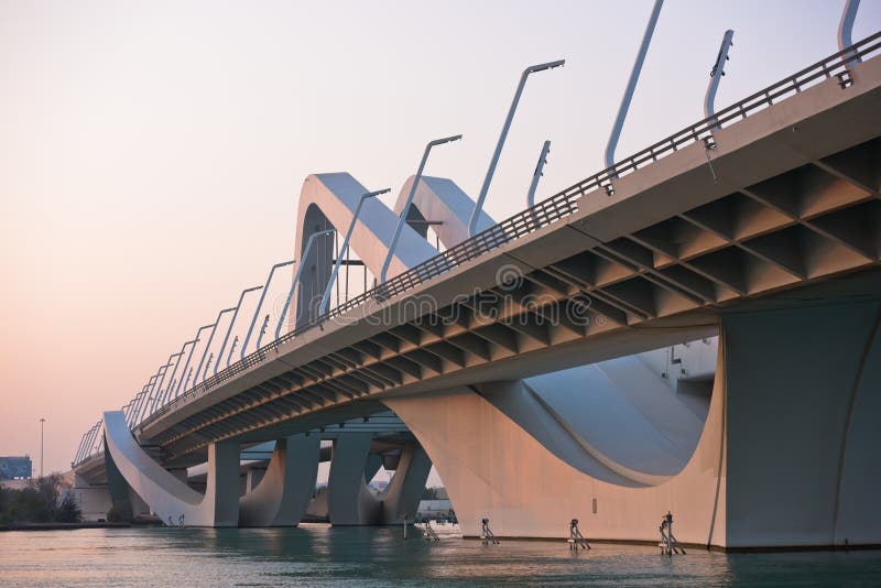 Sheikh Zayed Bridge, Abu Dhabi, UAE Editorial Photo - Image of ...