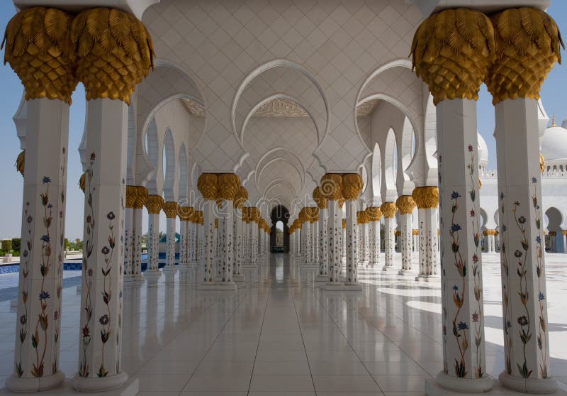 Wall and Floor Decoration in Sheikh Zayed Mosque Stock Image - Image of ...