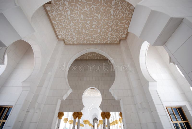 Sheikh Zayed Mosque Door stock image. Image of detail - 17272079