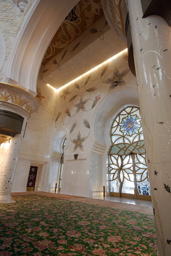 Main Door Sheikh Zayed Mosque Stock Image - Image of main, lights: 17272017