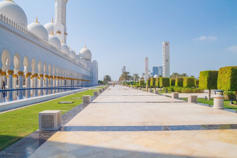 Sheikh Zayed Grand Mosque, Dubai, UAE, Peoples and Mosque. 2015 Stock ...