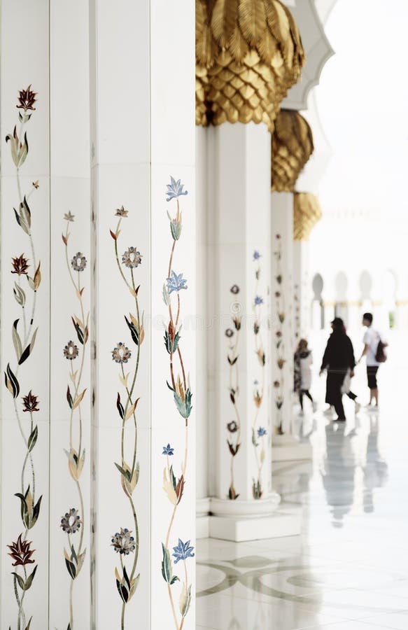 Sheikh Zayed Grand Mosque stock image. Image of emirates - 267441255