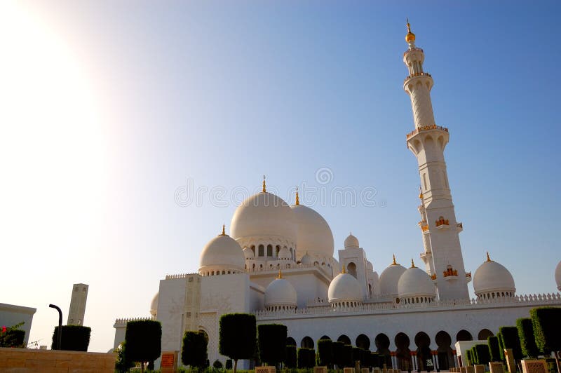 Sheikh Zayed Grand Mosque during Sunset Stock Image - Image of minaret ...