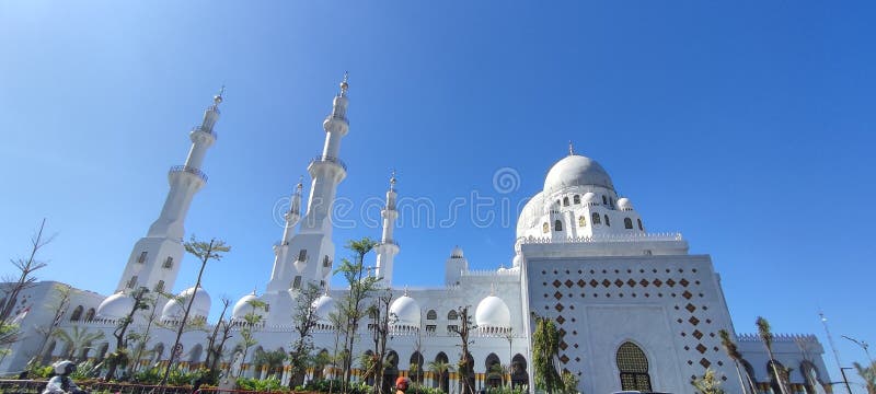 Sheikh Zayed Grand Mosque , Surakarta Editorial Stock Photo - Image of ...
